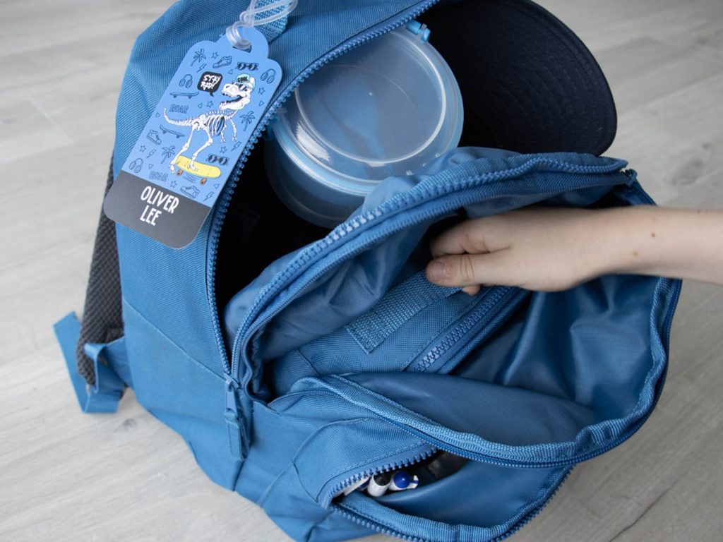 What To Pack In Your Kids School Backpacks - Bright Star Kids